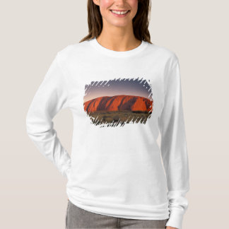 Uluru Gifts - T-Shirts, Art, Posters & Other Gift Ideas | Zazzle